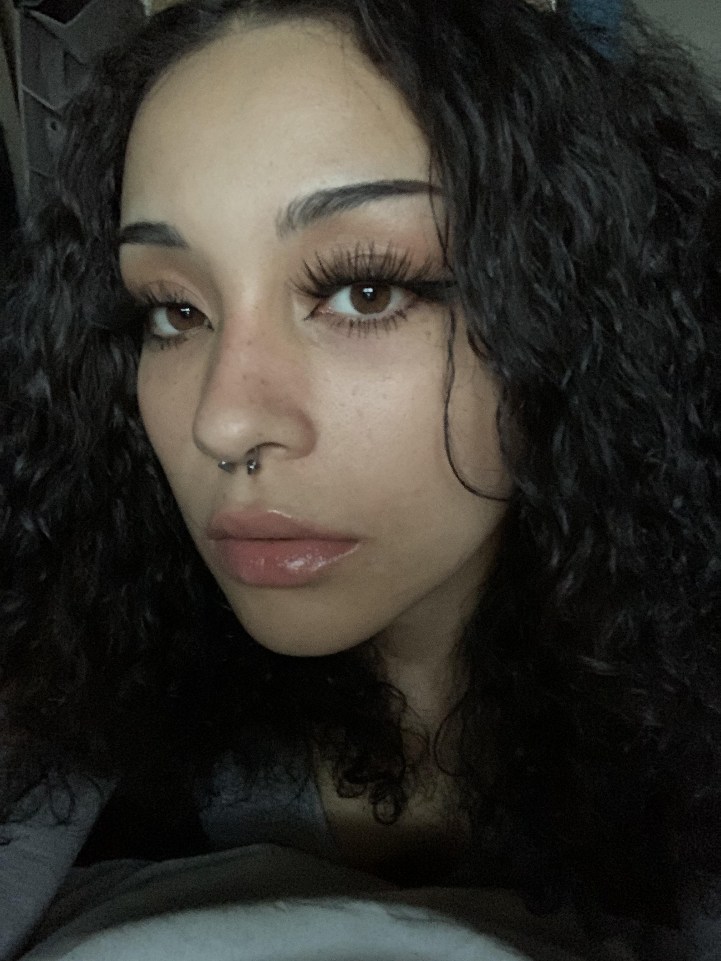 Just remind me to flip my septum when you cum, ok? | Scrolller