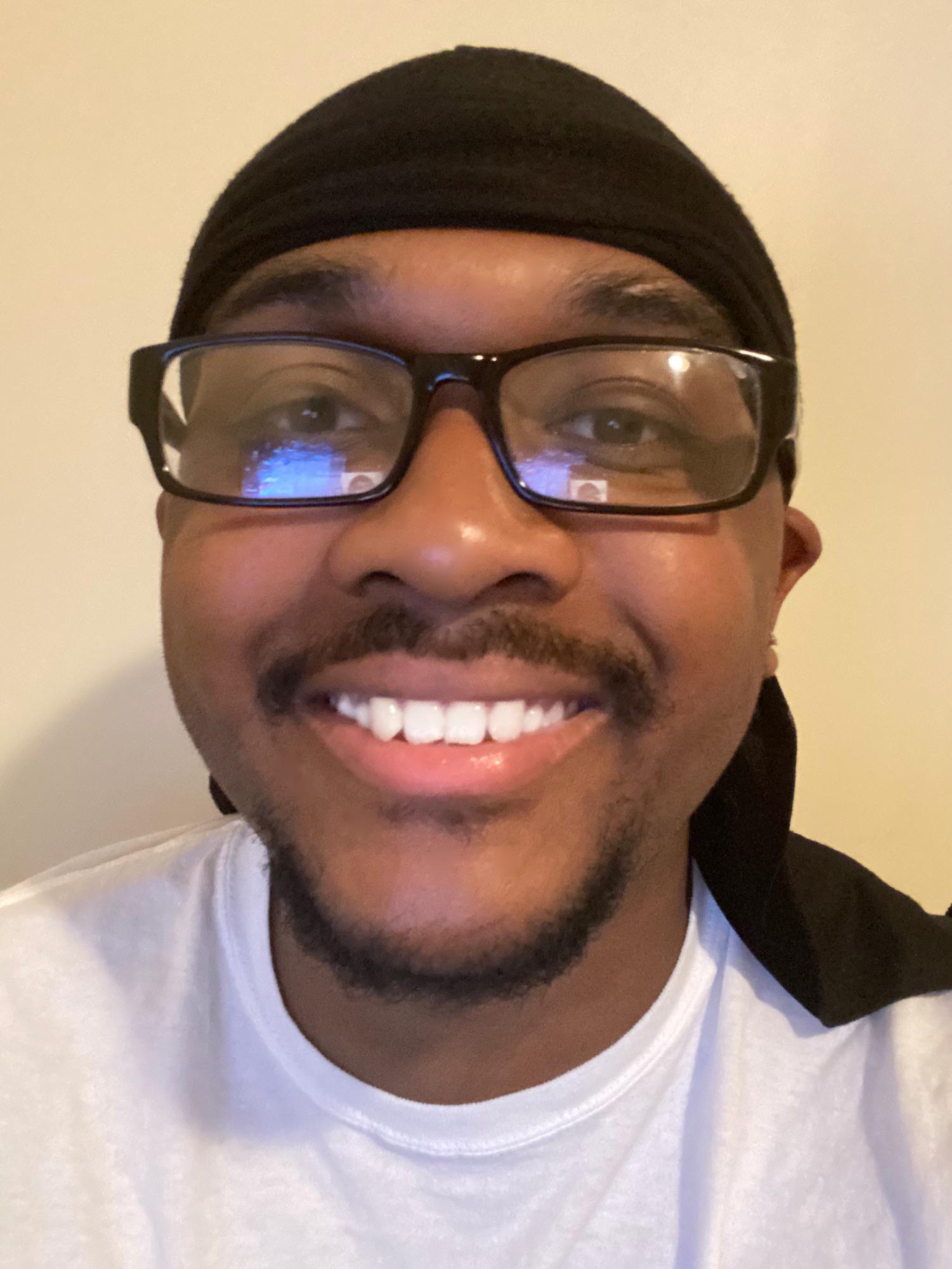 Just sitting here on YouTube (24) | Scrolller