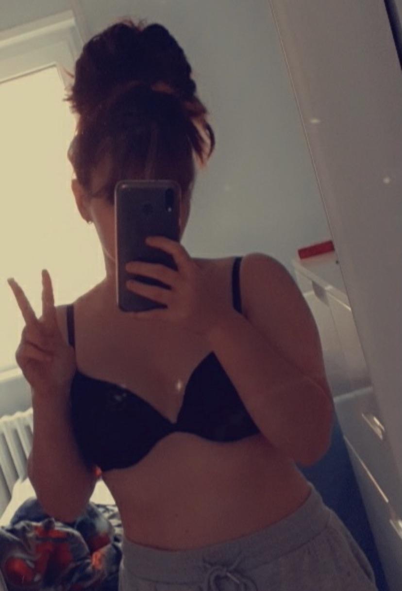 Just teasing 😘 | Scrolller