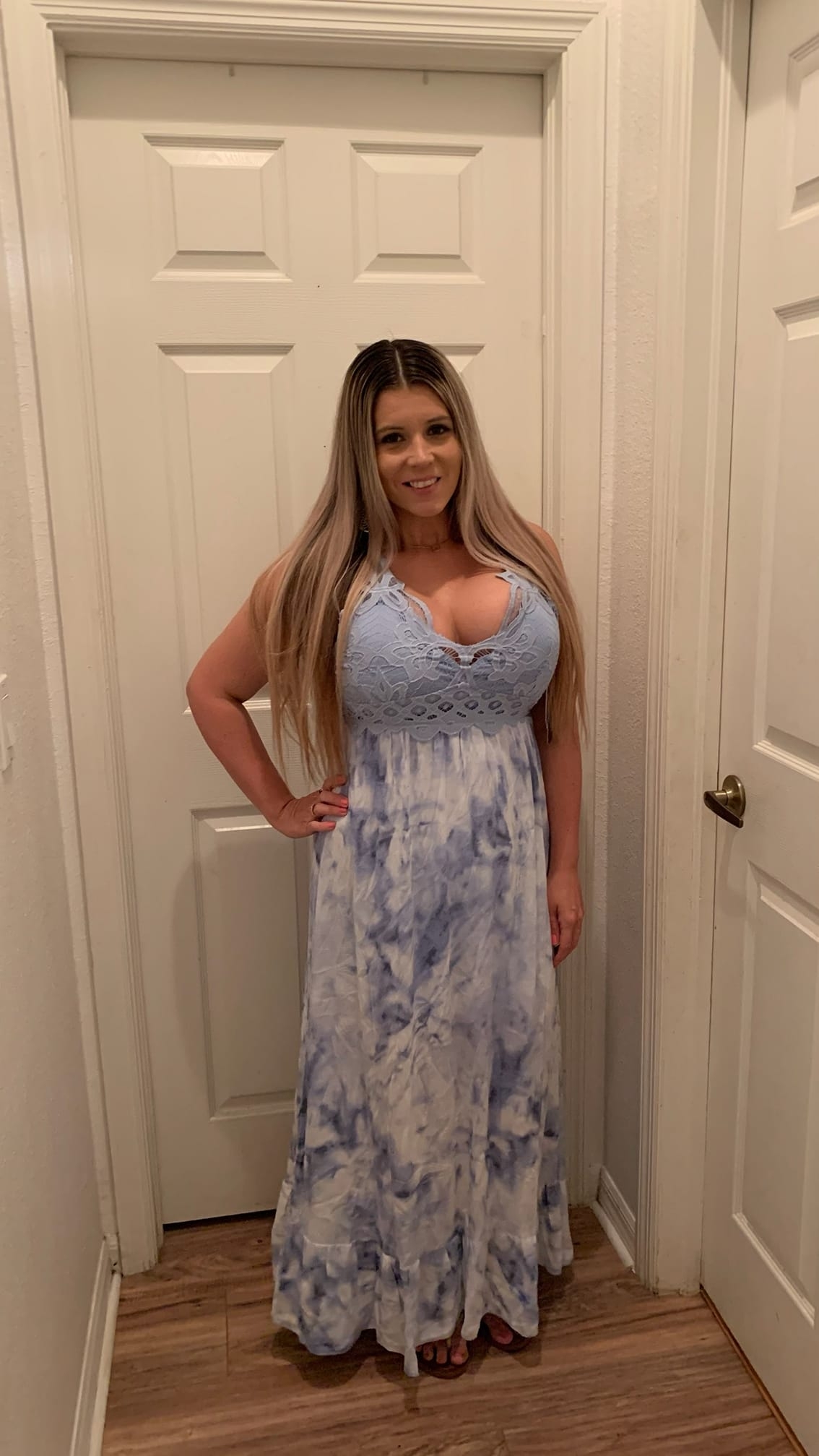 Imagining my chick between those massive melons | Scrolller