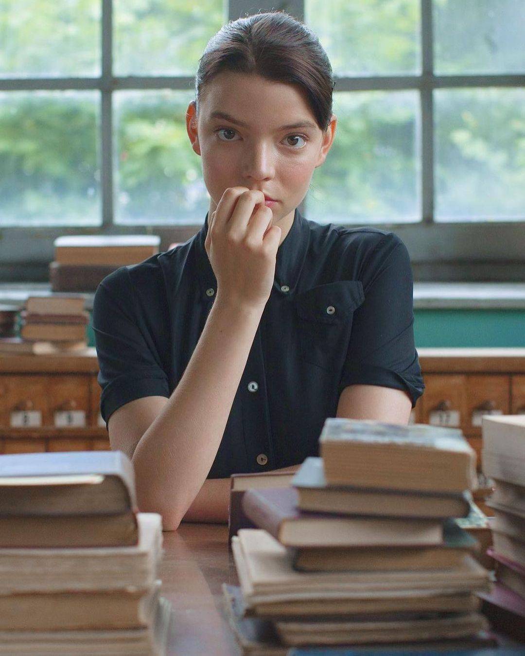 Just wanna stare in her eyes all day | Scrolller