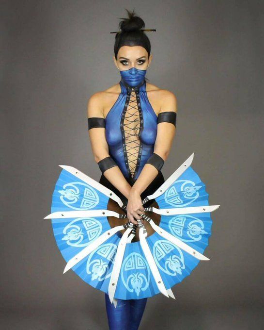 @justsexycosplay · Kitana By @Artyfakes | Scrolller