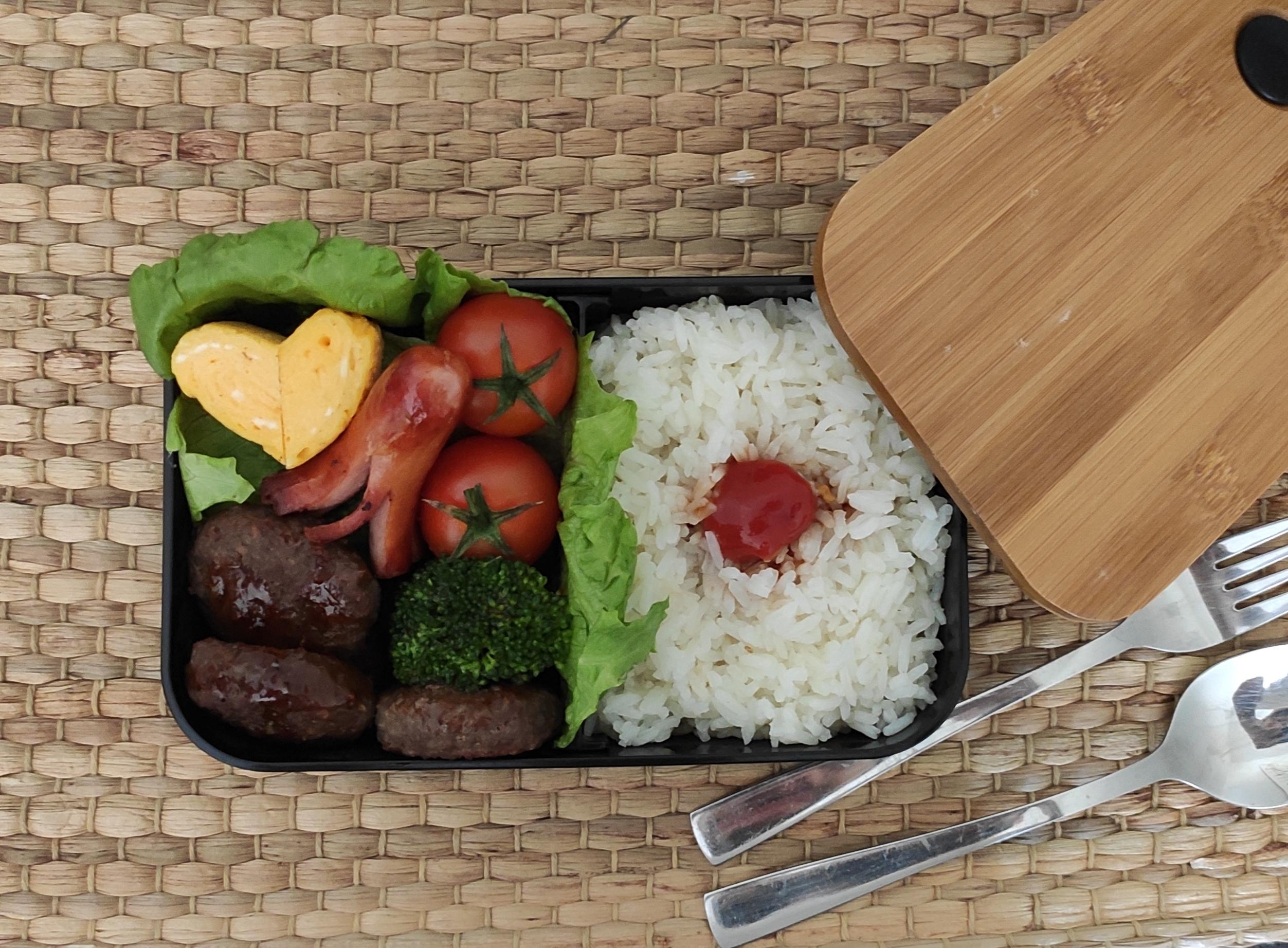 Kaguya's bento made by GF | Scrolller