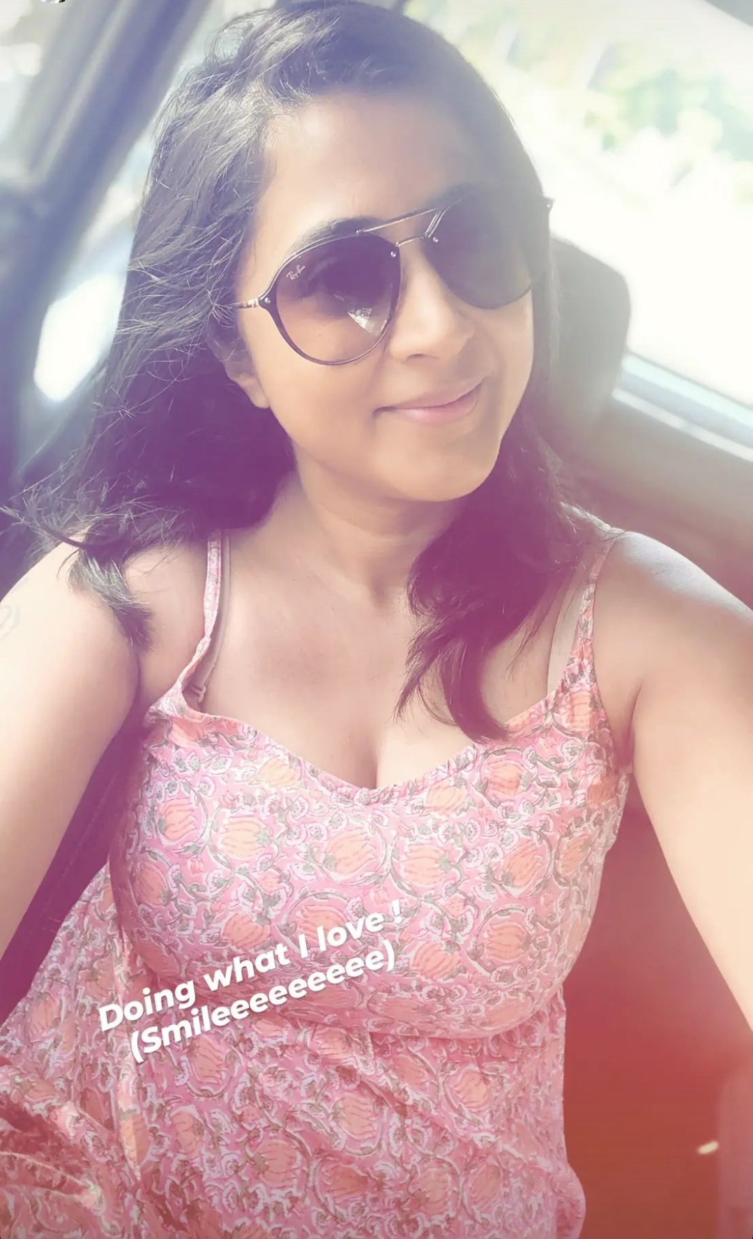 Kaniha Bulging Boobs...What a MILF tempting us | Scrolller