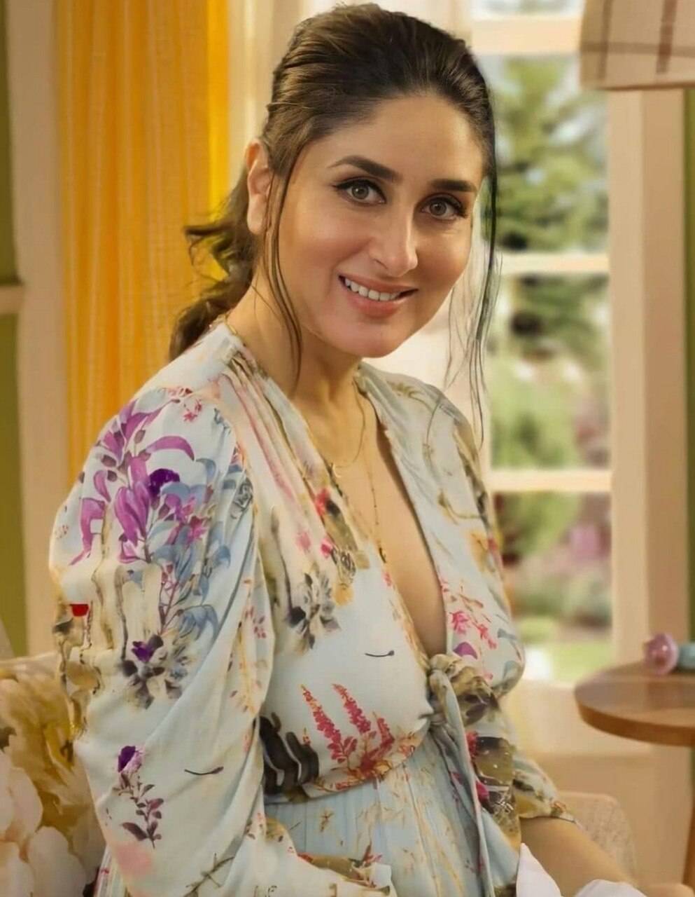 Kareena Kapoor | Scrolller