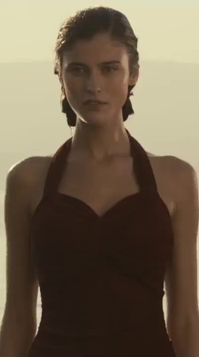 Katerina Ivanovska in "The third half" | Scrolller