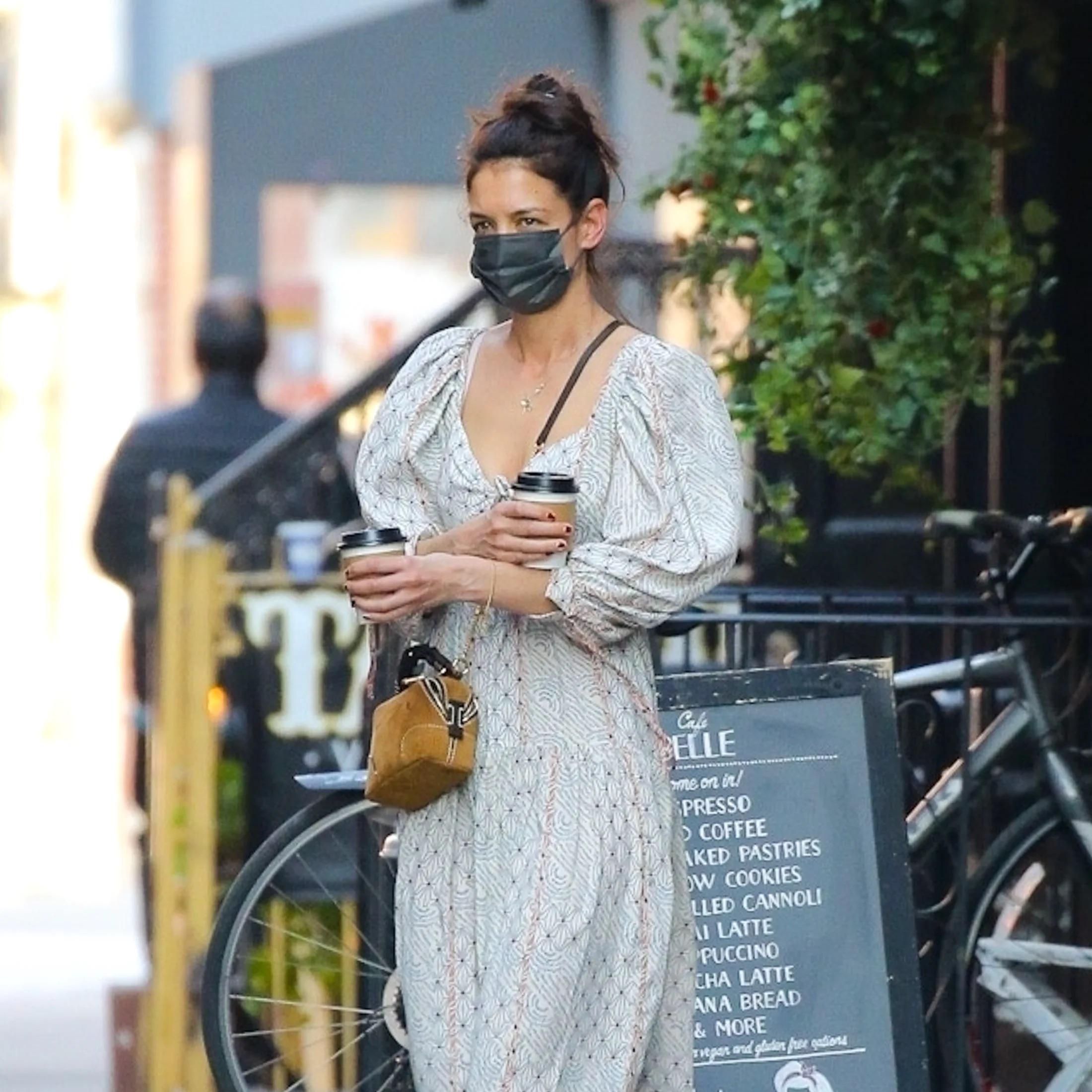 Katie Holmes? | Scrolller