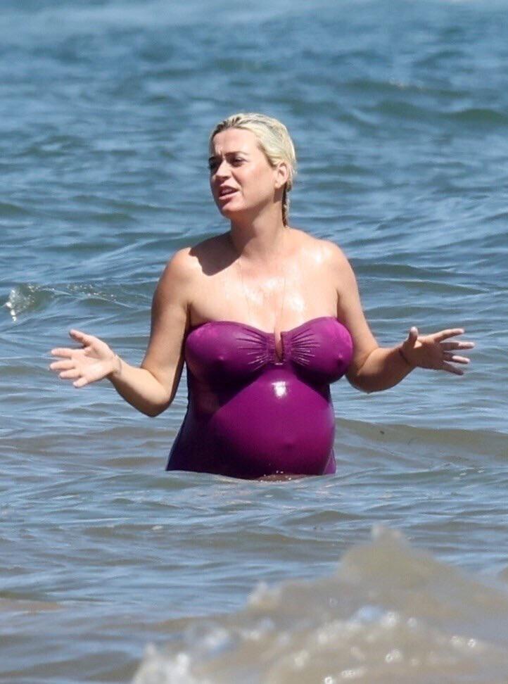 Katy Perry’s Pregnant Pokies | Scrolller Katy Perry’s Pregnant Pokies | Scrolller