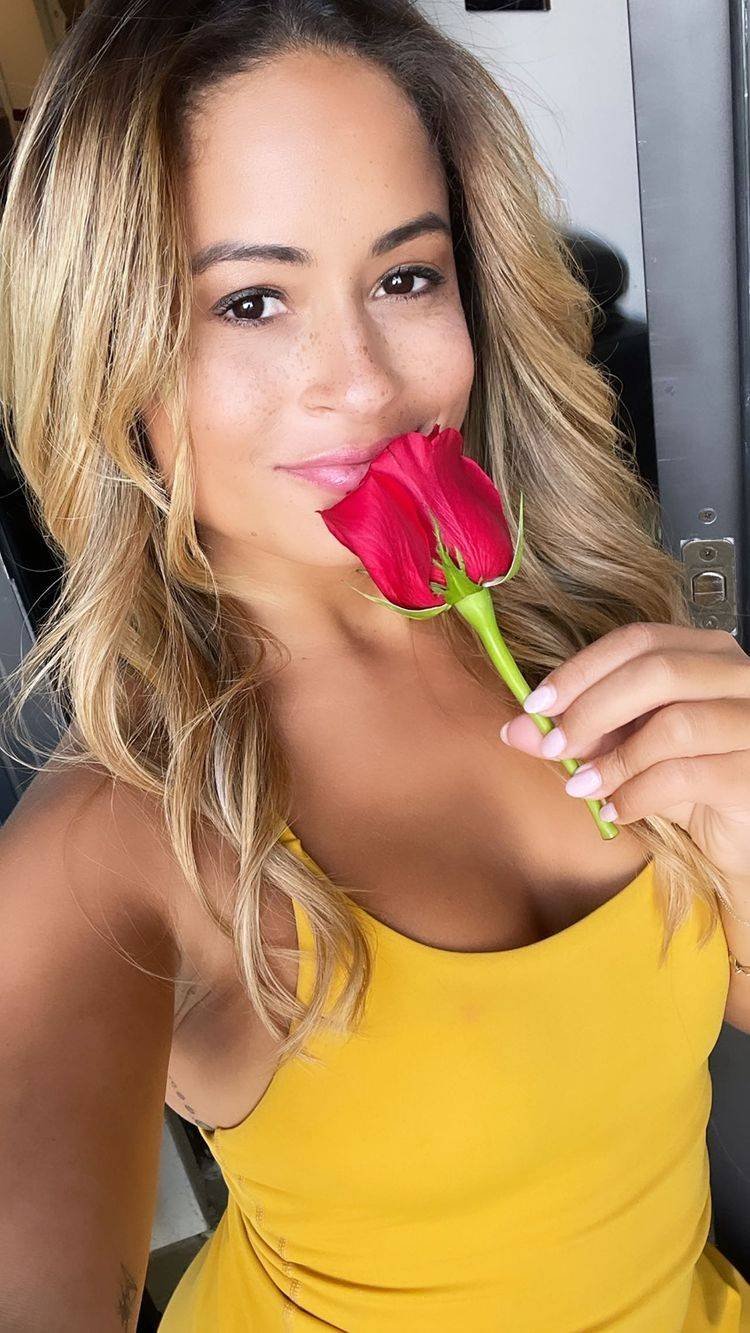 Kayla Braxton | Scrolller