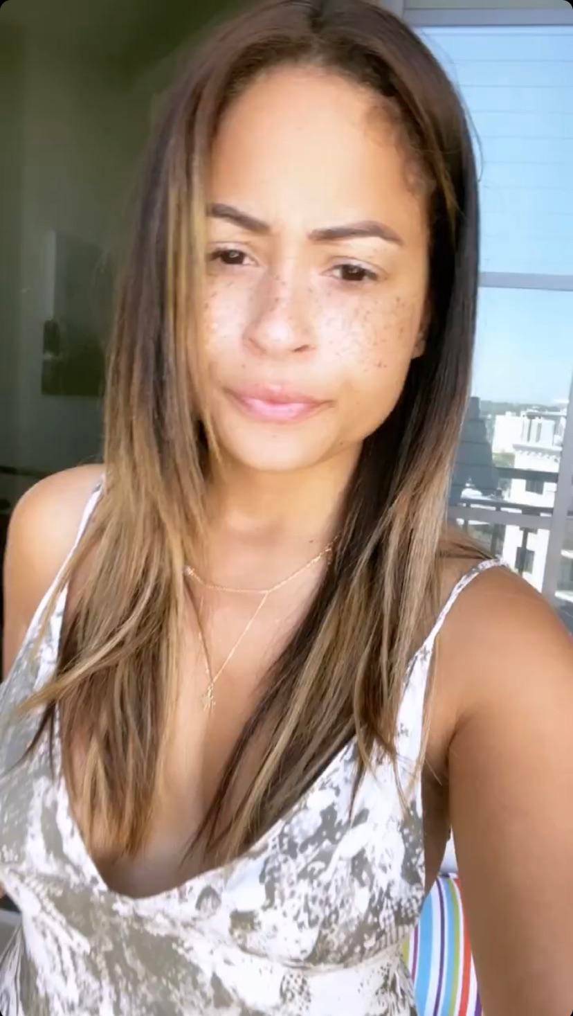 Kayla’s reaction to this community 😂 | Scrolller