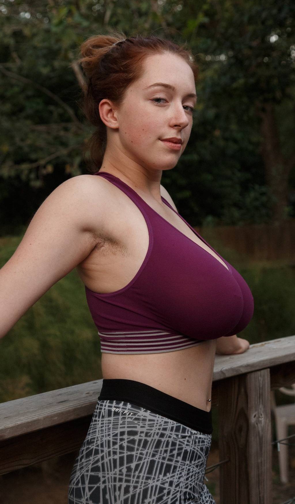 Kelsey Berneray's wonderful body | Scrolller