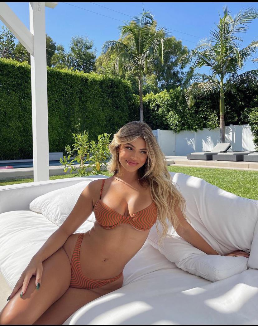 Kelsey (fatherkels) | Scrolller