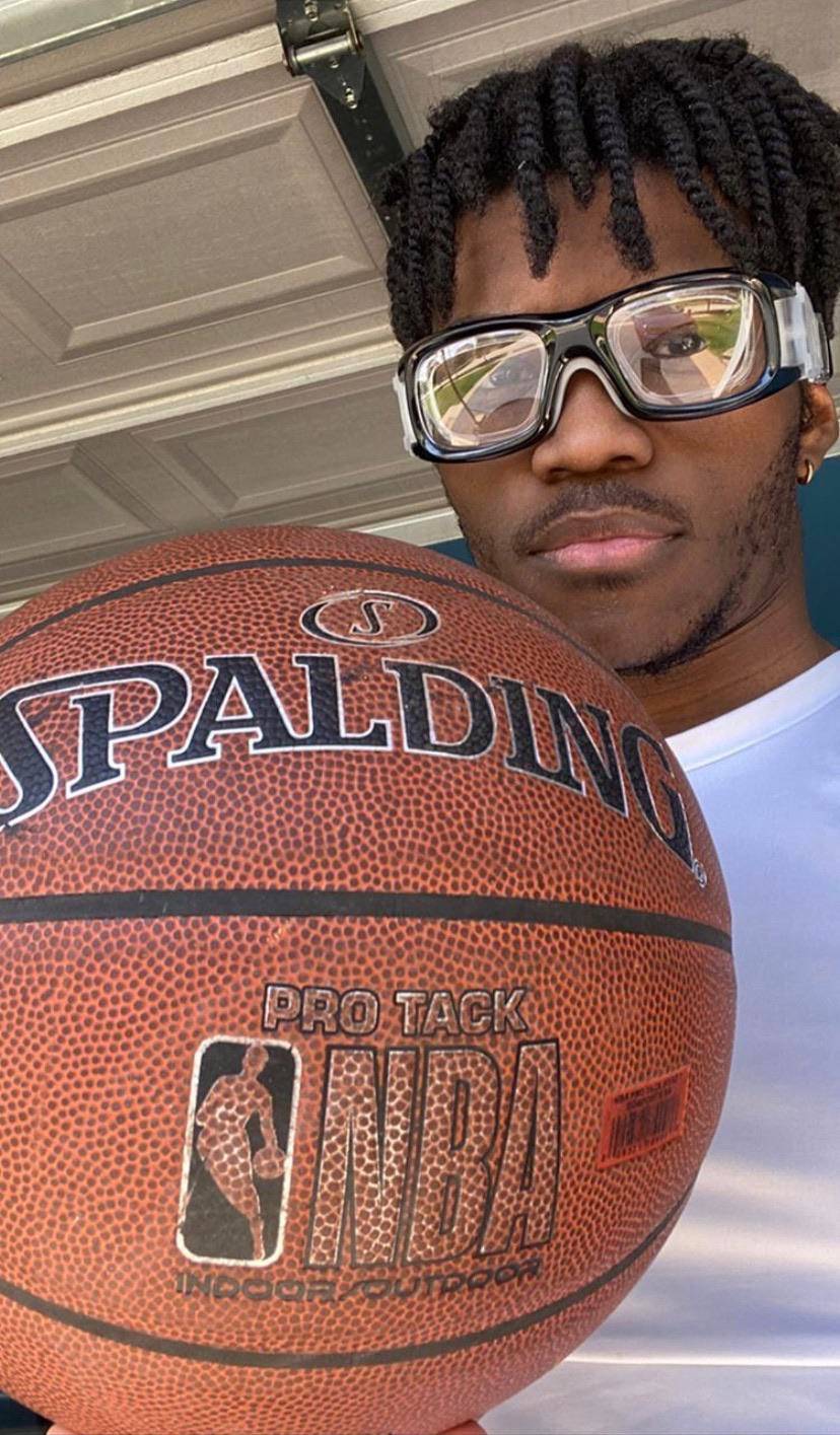 Kenny Grant | Scrolller