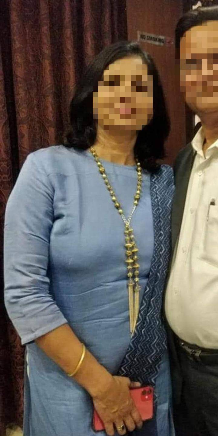 Kesi h meri maa.. dm to talk on her 🤤 | Scrolller