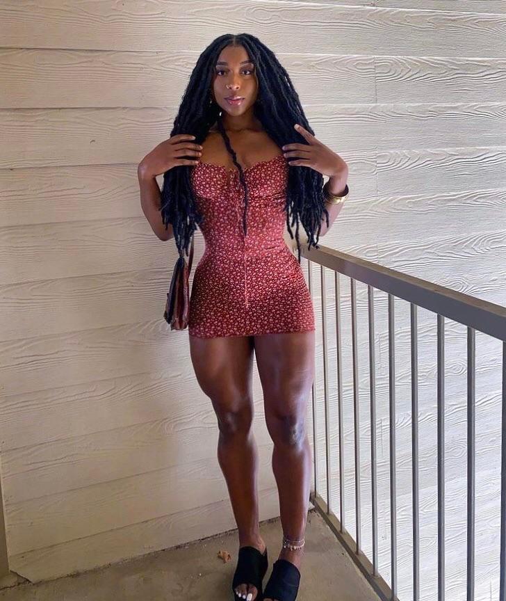 Kiara Philips | Scrolller