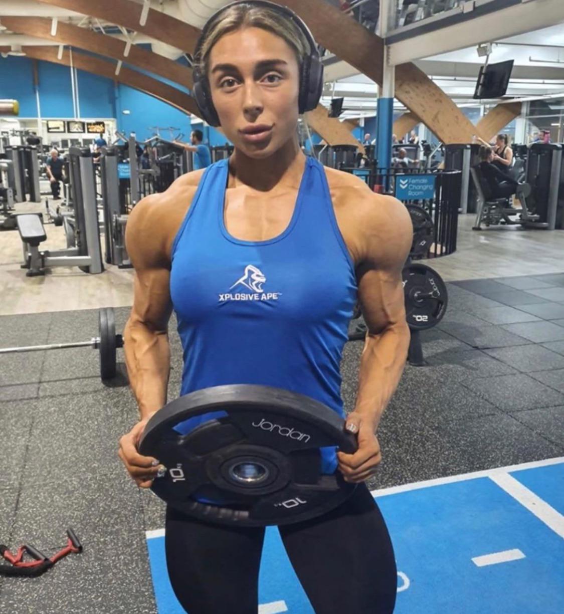 Kiera Jaston | Scrolller