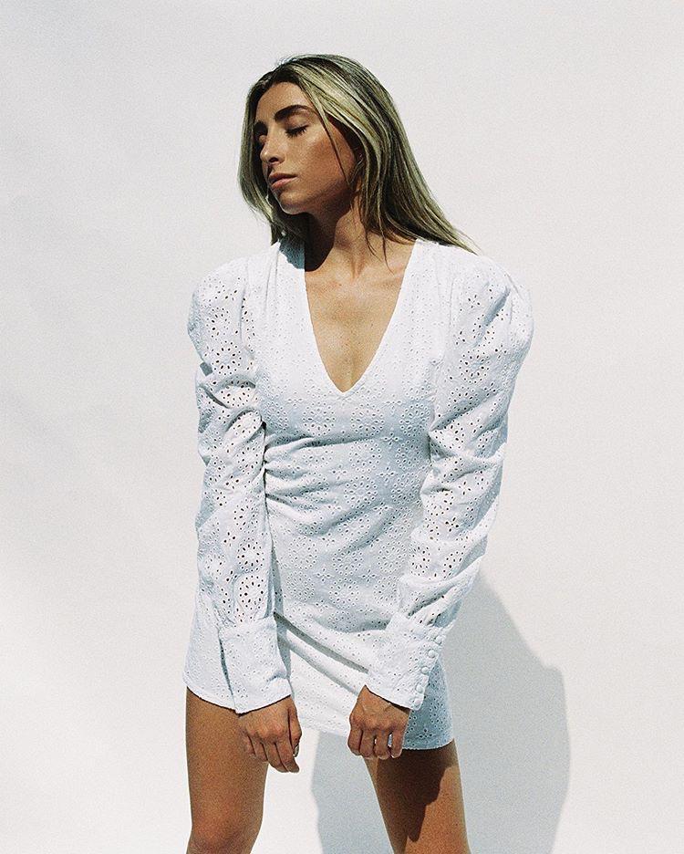 Killer Look | Scrolller