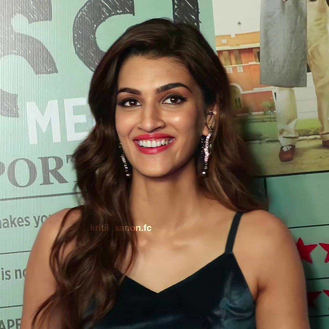 Killer Smile ️ ️ | Scrolller