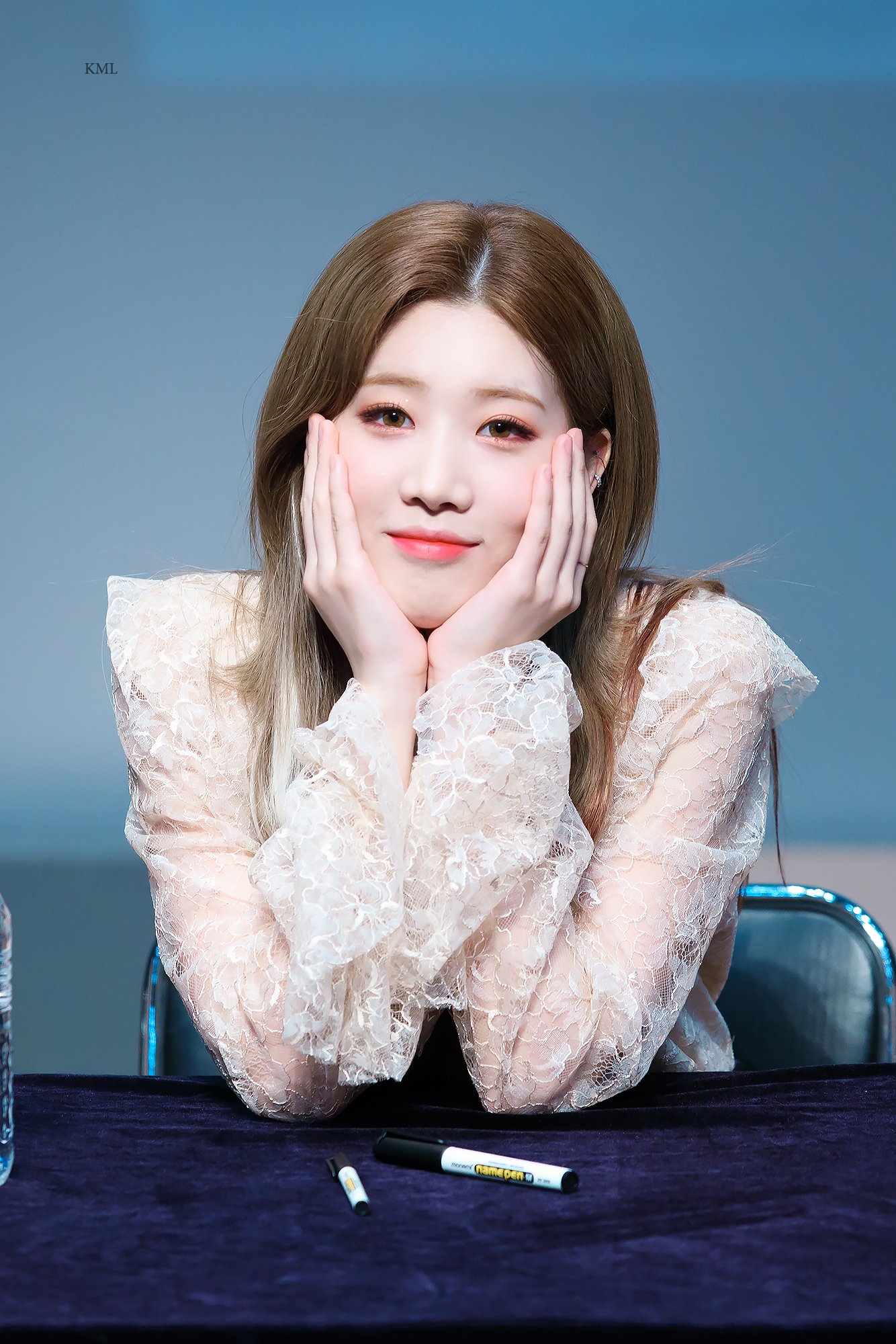 Kim Lip Uwu Scrolller