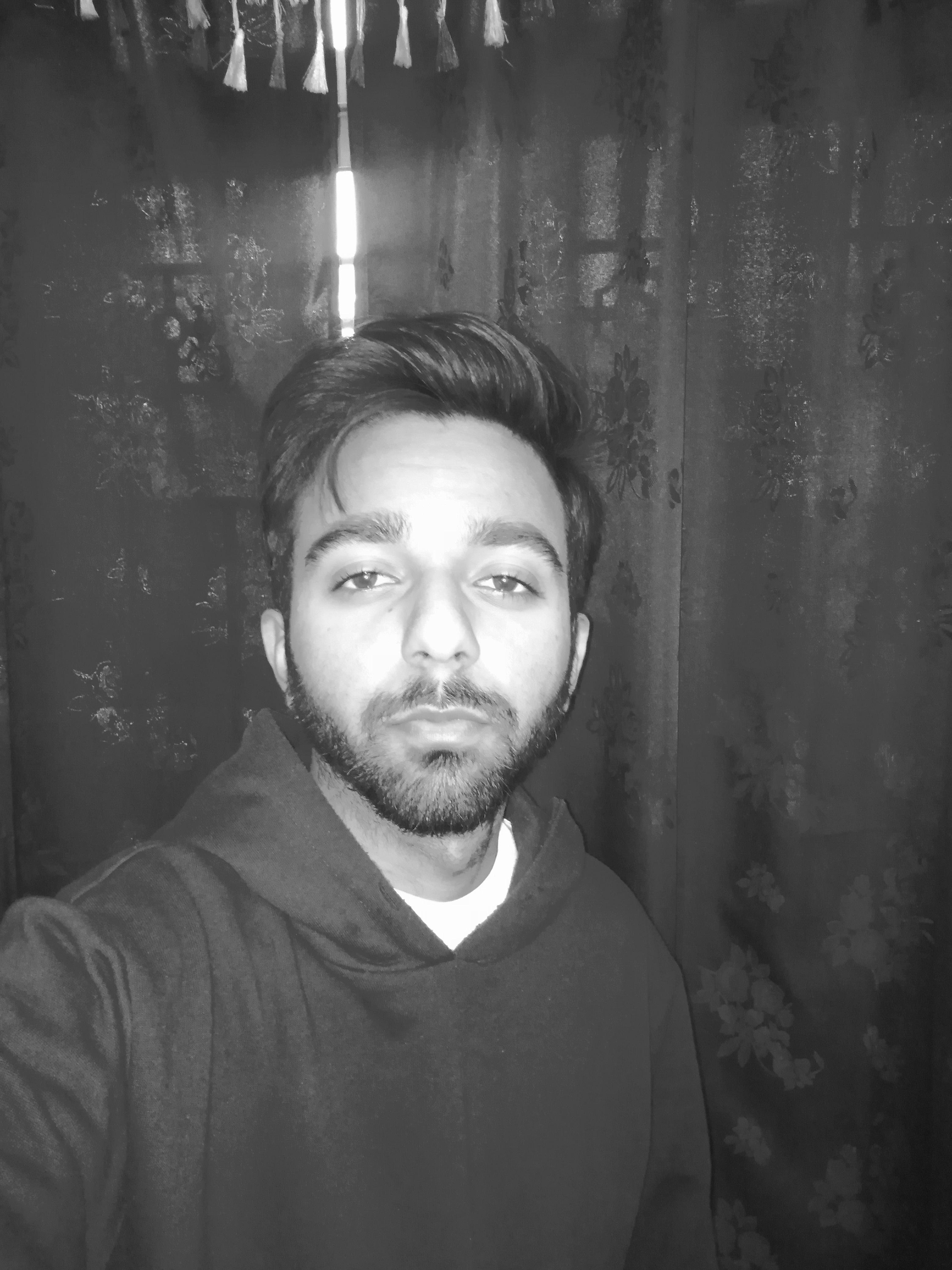 Kinda scared but also curious 😅 | Scrolller