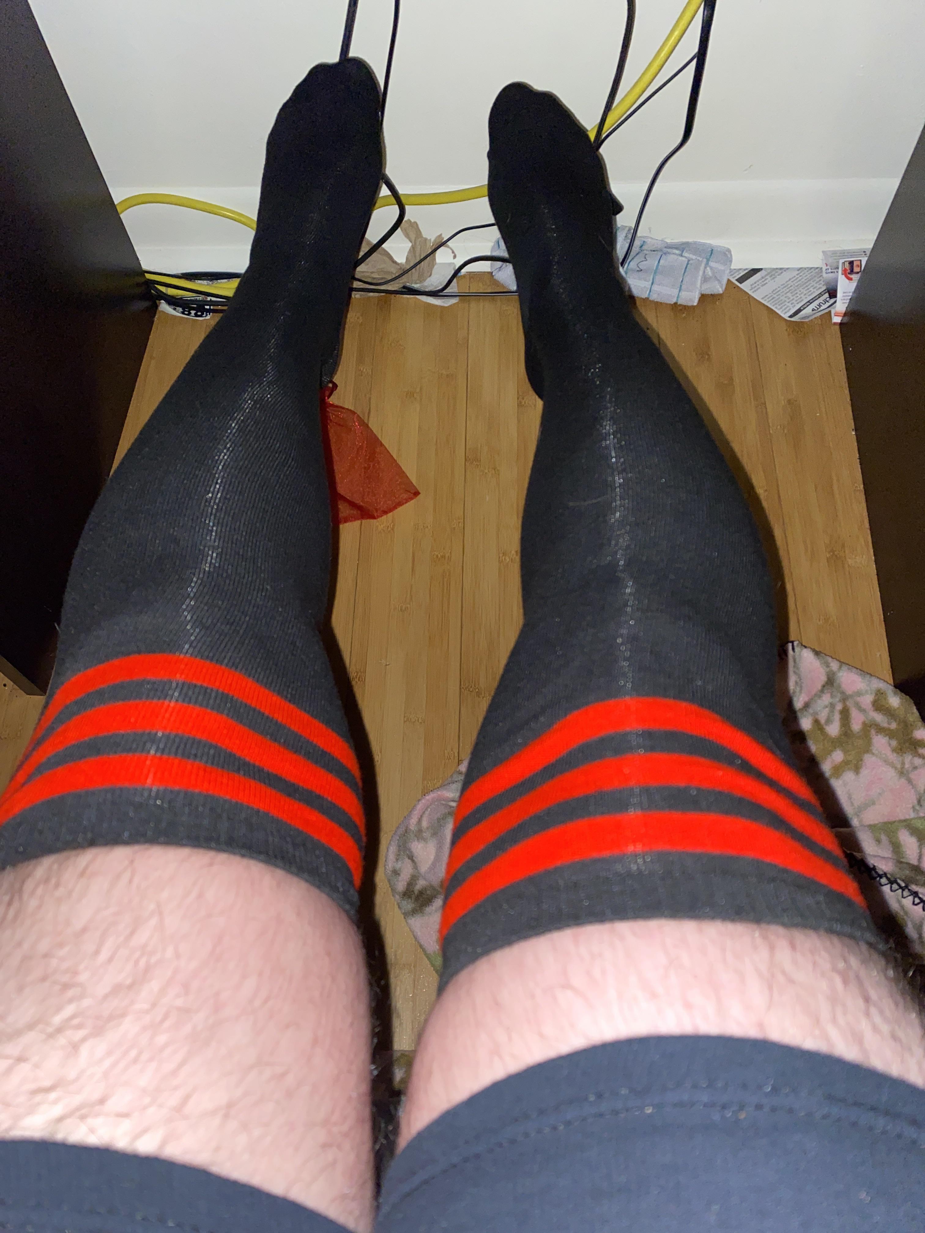 Knee high sock are real nice | Scrolller