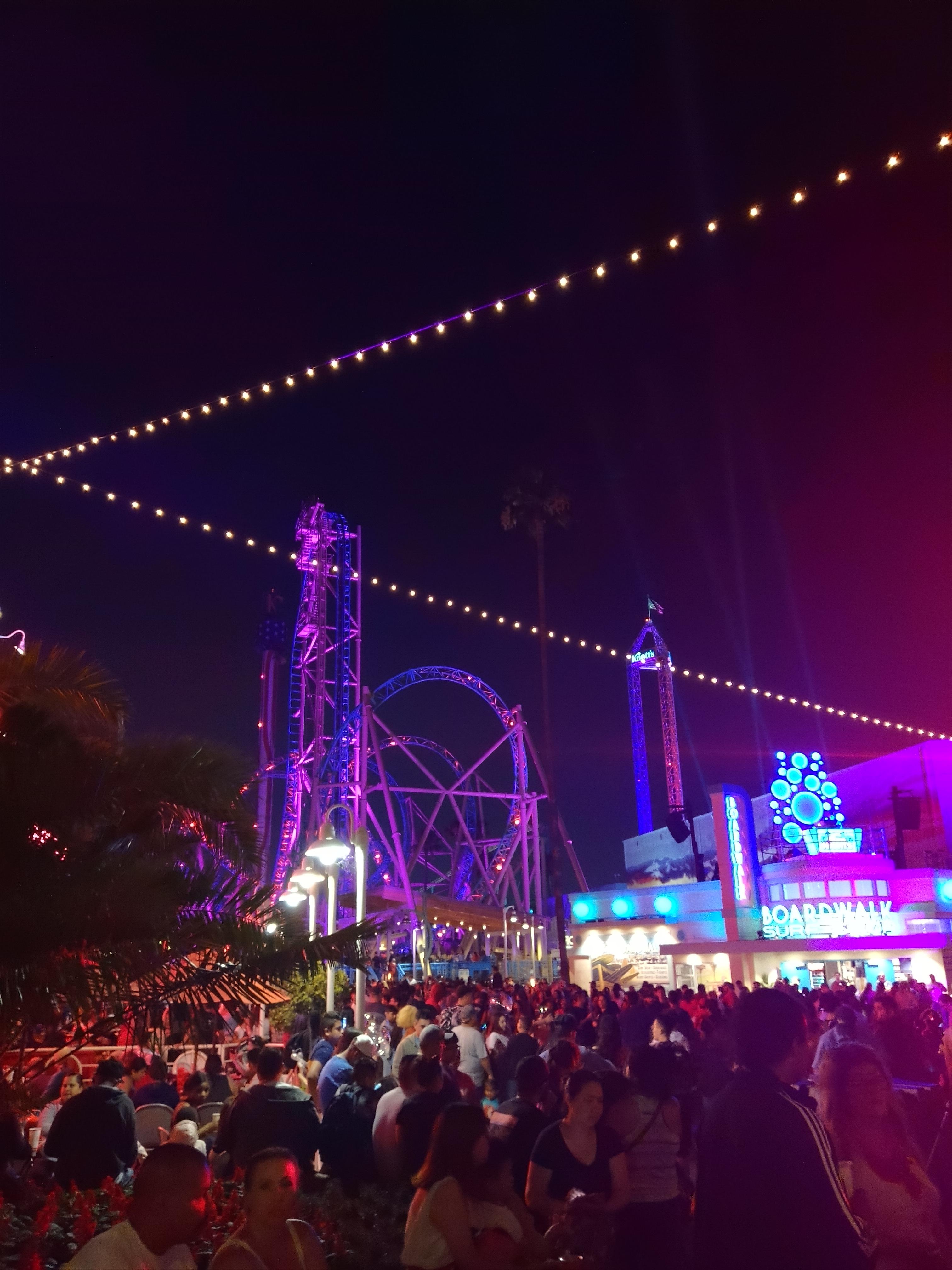 Knott's went bi for the Fourth of July! | Scrolller