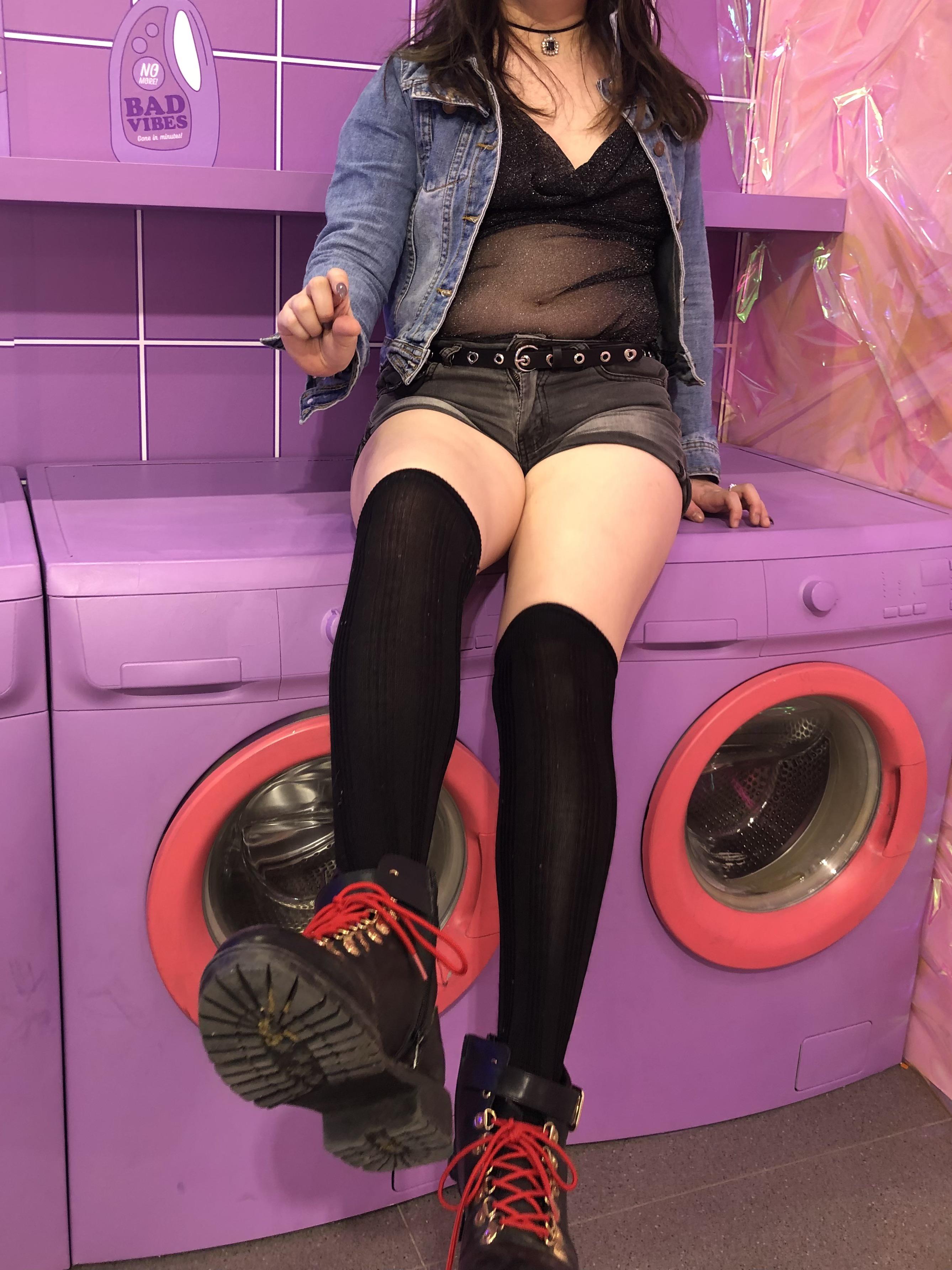 I command you to serve me by upvoting x | Scrolller