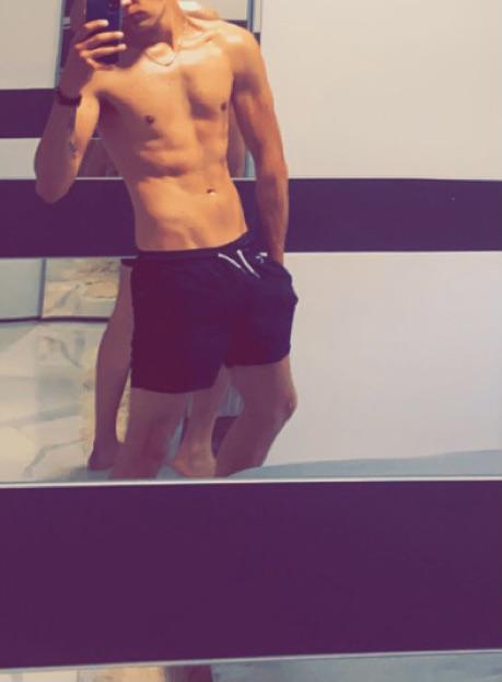 👻 kyle_fboy hmu 😌 | Scrolller