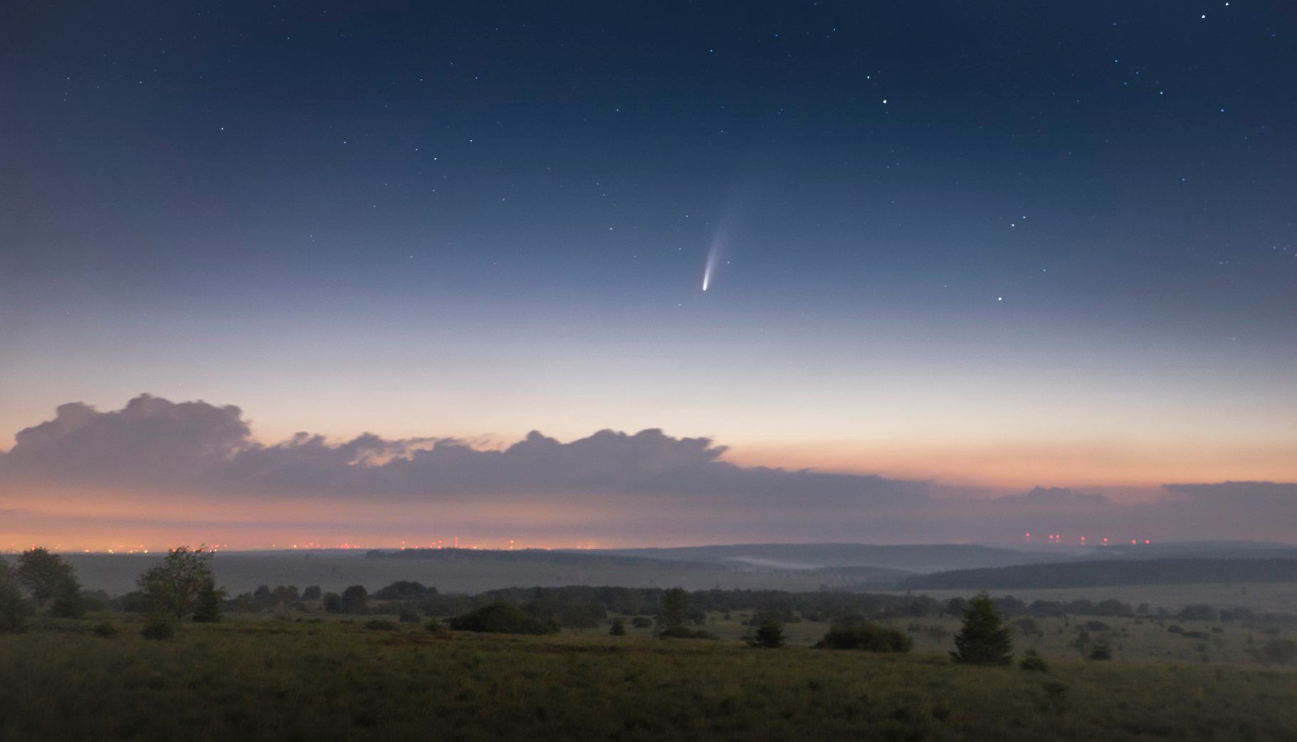 La Comète 'Neowise' vue depuis les Fagnes | Scrolller