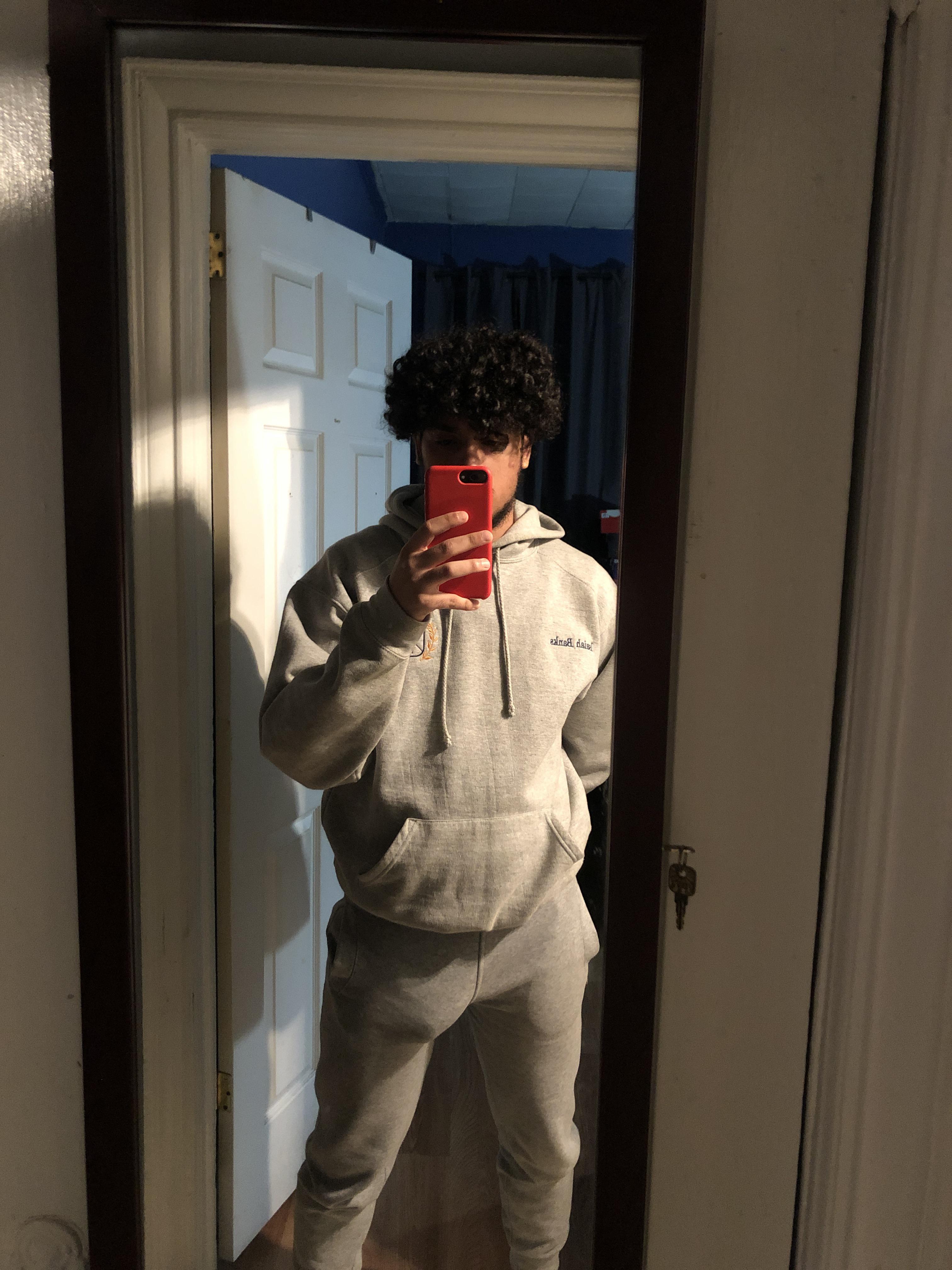 Lady Boner worthy? [M] | Scrolller