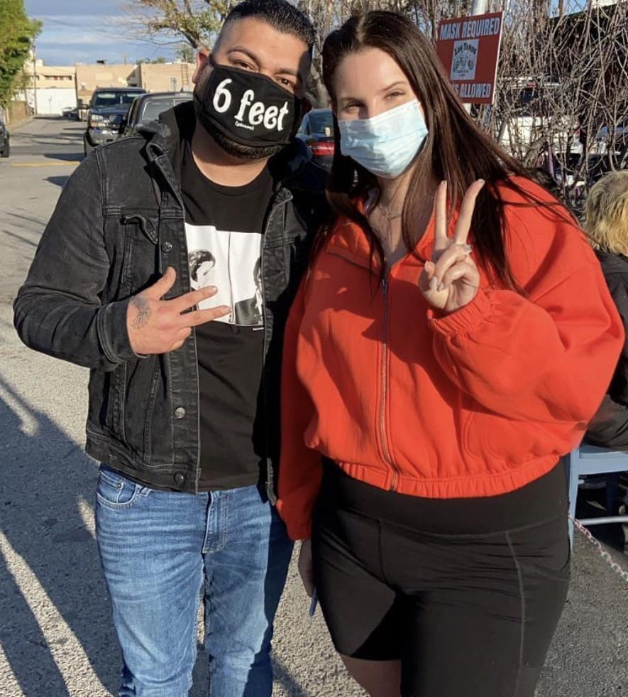 Lana Del Rey keeps getting bigger 😍 | Scrolller