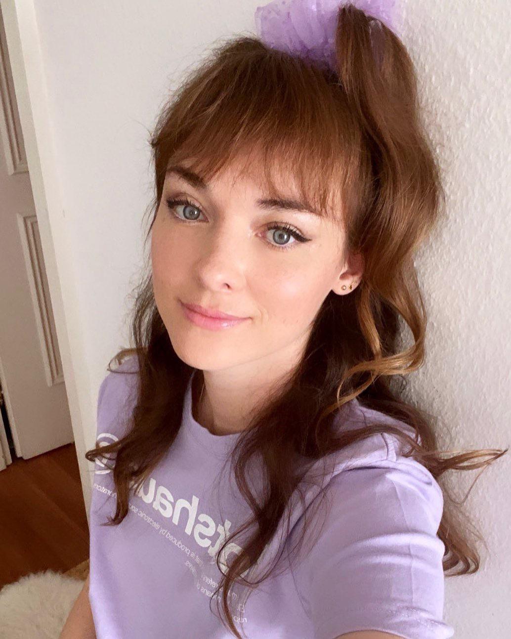 Larissa Rieß | Scrolller