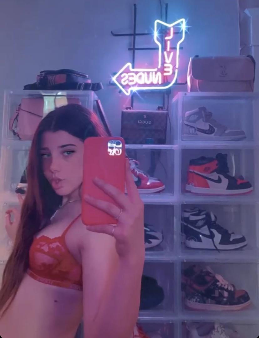 late night vibes 👟🔮 | Scrolller