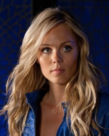 Laura Vandervoort (IRTR) | Scrolller