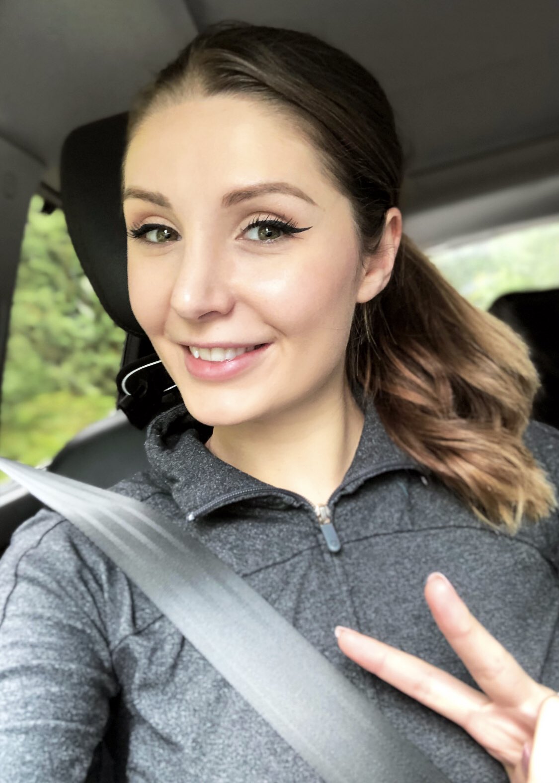 Lauren Southern Looking Cute 🙂 Scrolller