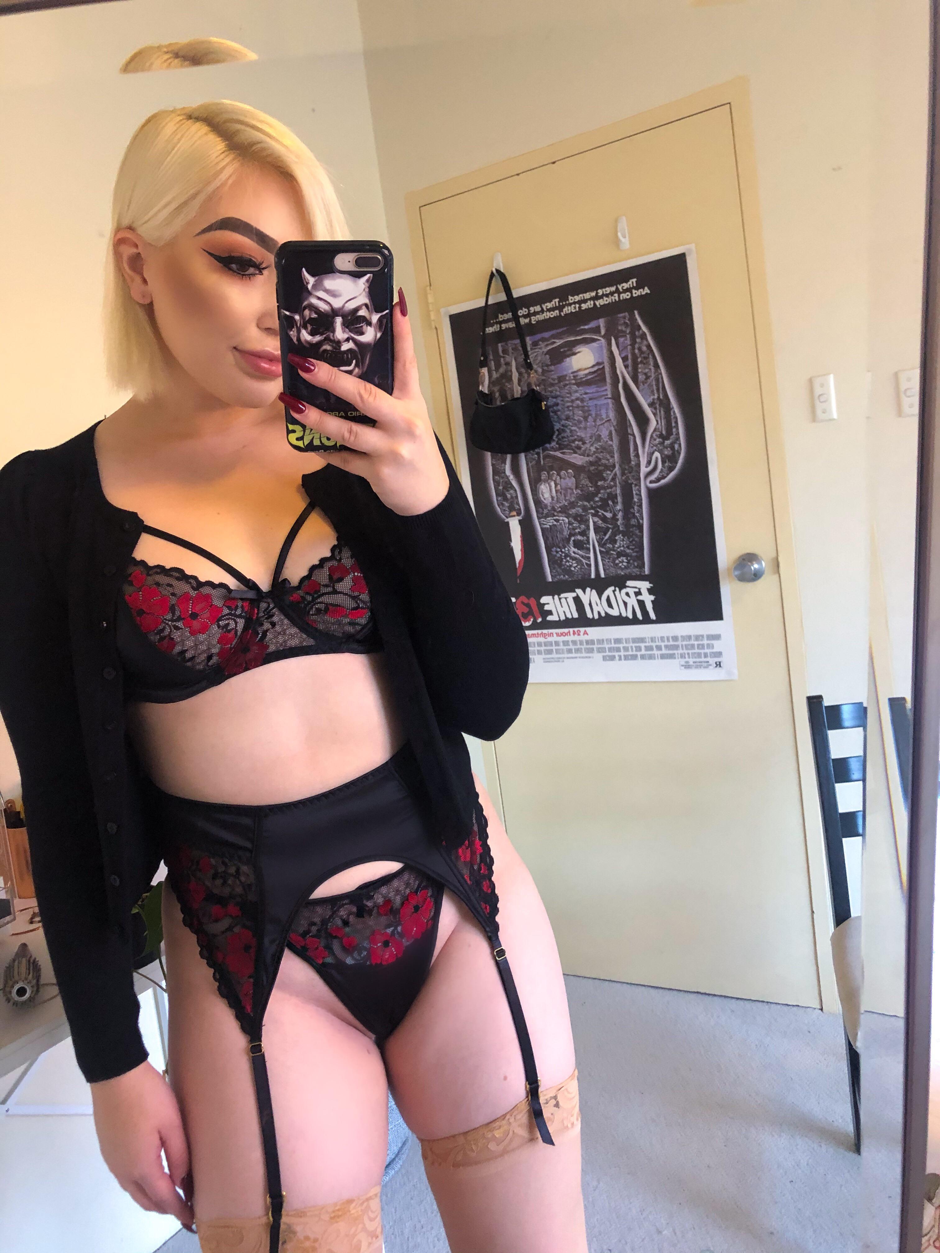 lazy afternoon [oc] | Scrolller