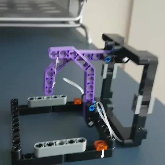 Lego tensegrity | Scrolller