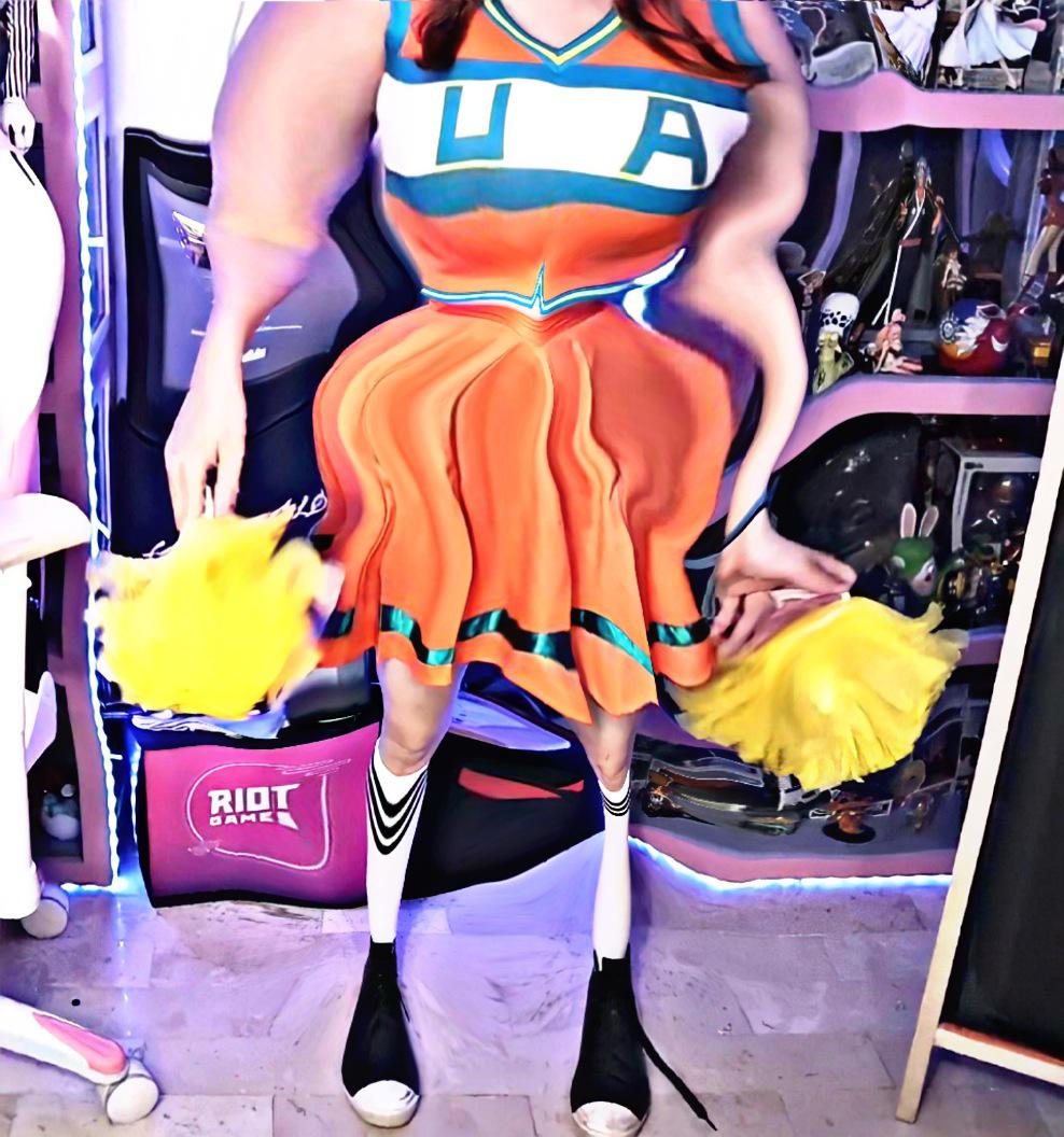 Les hice una edición lvl dios,con unas tetazas,un culote y a todos les gustan las mujeres ...