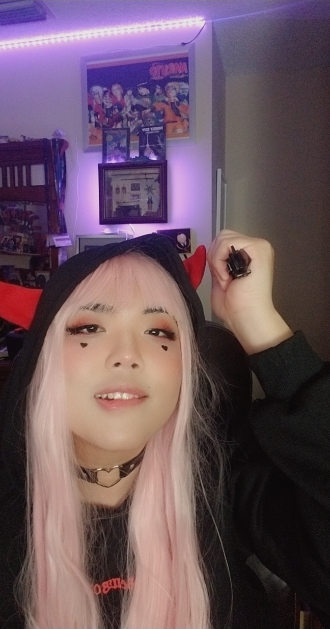 Let me be your yandere gf | Scrolller