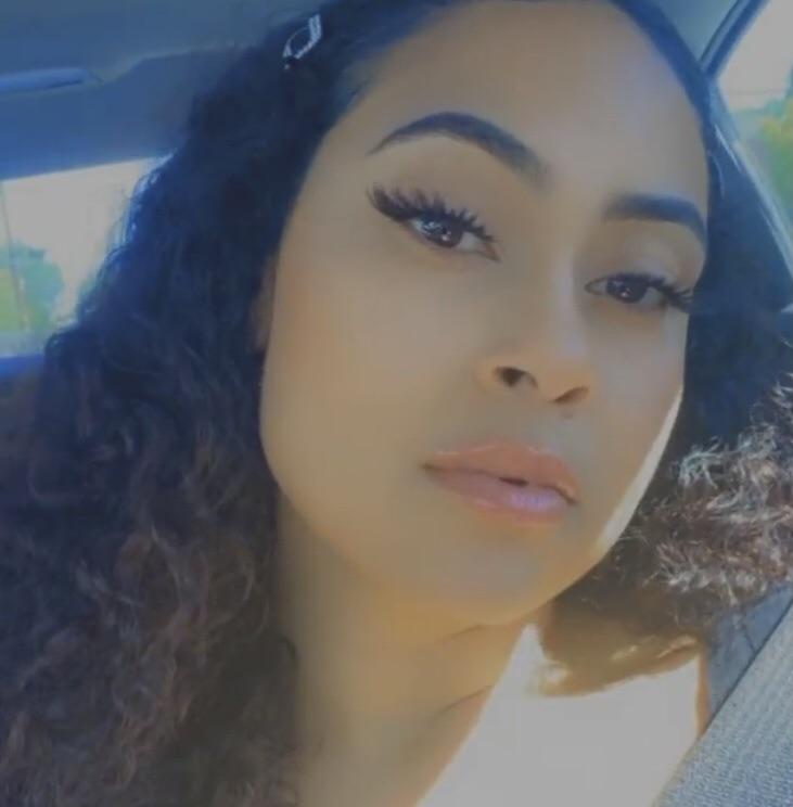 Let me drain your wallets you fucking pigs!!! | Scrolller