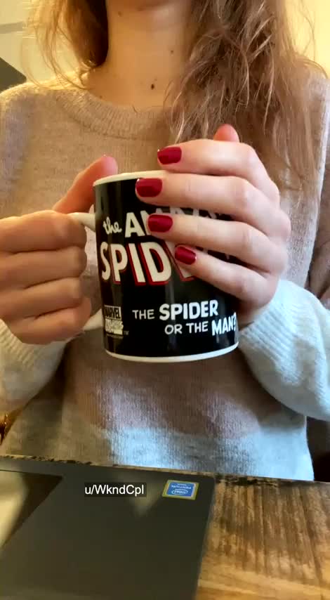 Let‘s make this miserable Monday more fun with a coffee gonewild titty drop! ☕️🥰 [F] | Scrolller