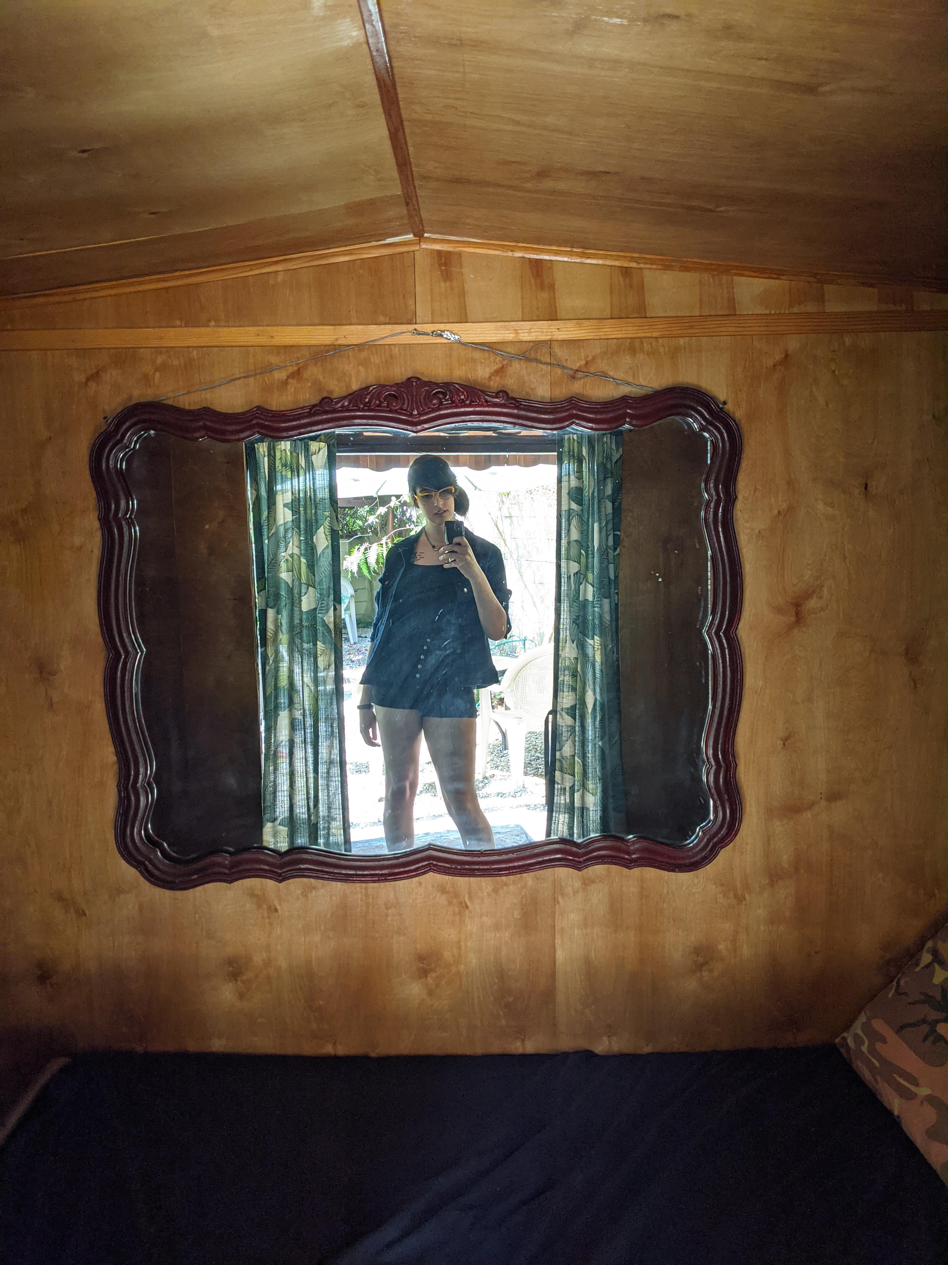 Let's get out of the sun together | Scrolller