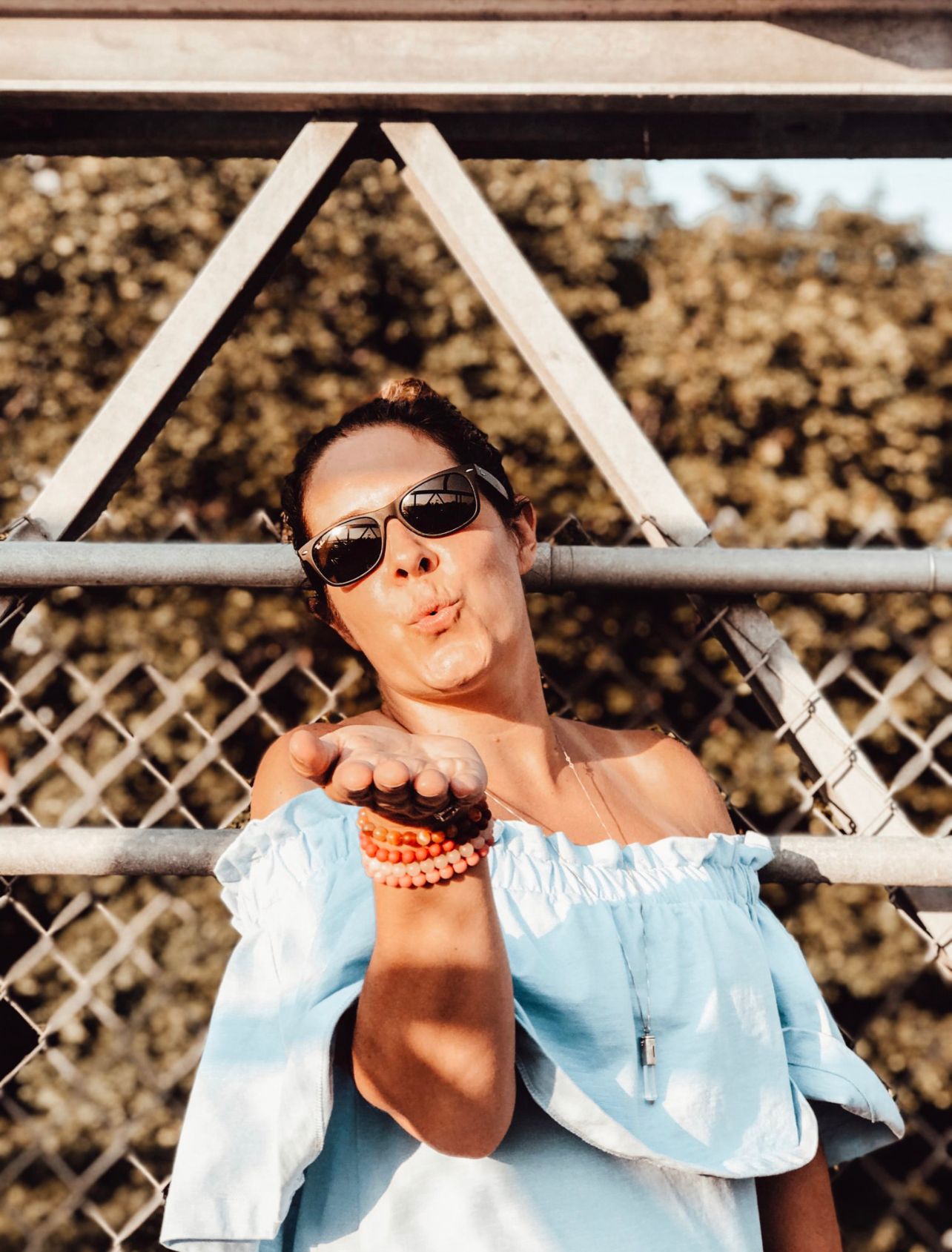 Let's go on an adventure with this hot milf | Scrolller