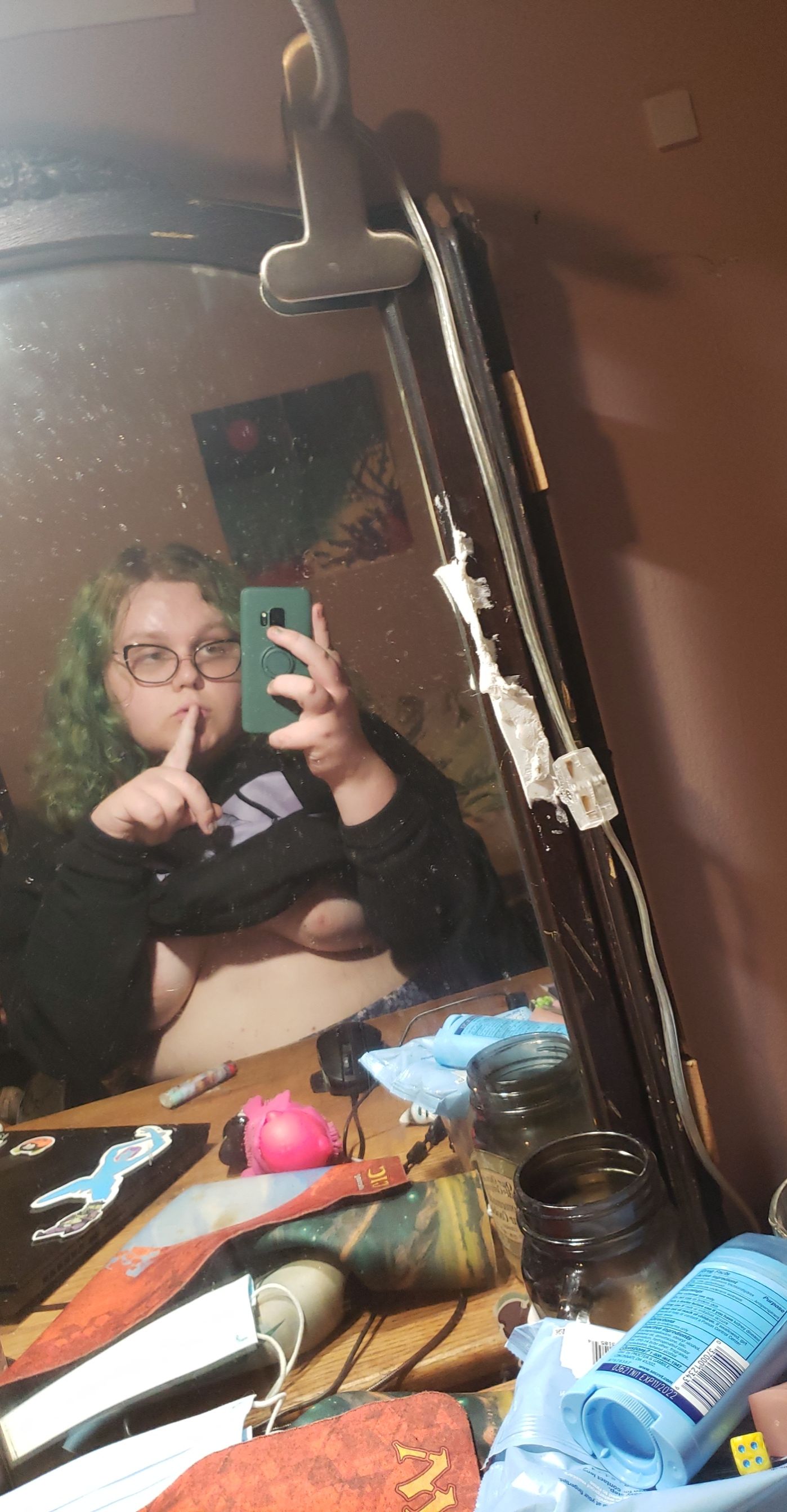 Lets keep this between you and me, okay? | Scrolller