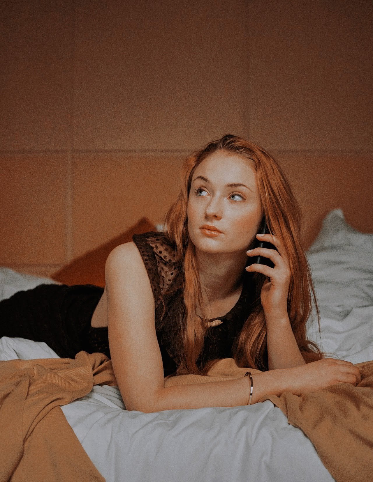 Lets Stroke Our Cocks Together For Sophie Turner Scrolller