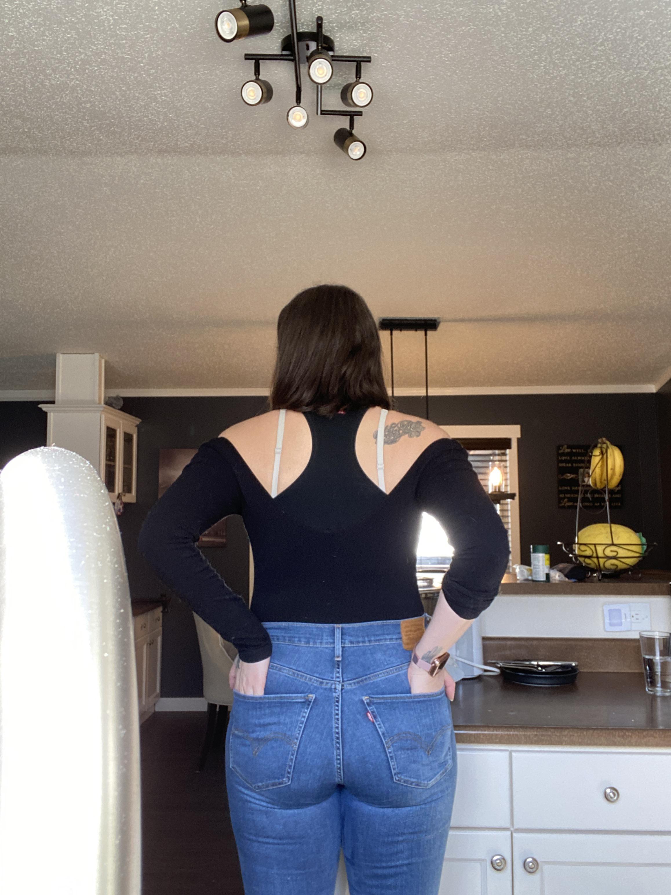 [28] [f] [OC] Follow the Curves to the pot of gold ⚜️ | Scrolller