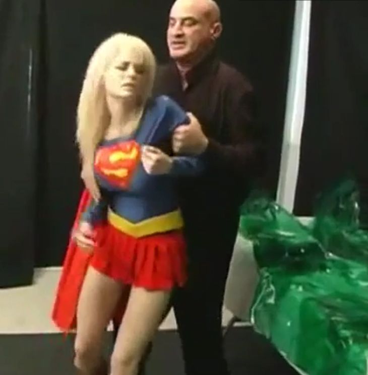 Lex Luthor Defeating Supergirl Scrolller 6116
