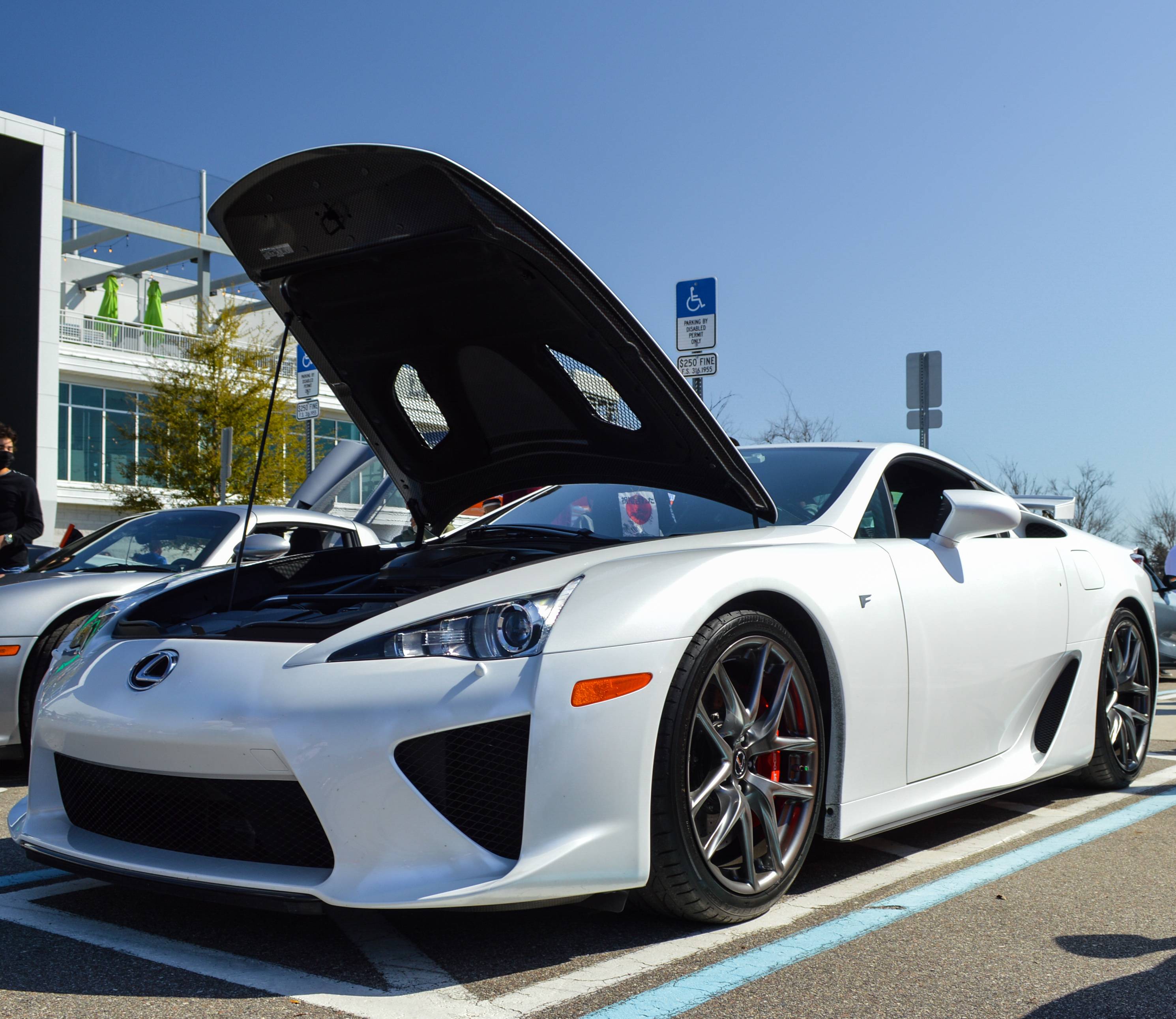 Lexus LFA. | Scrolller