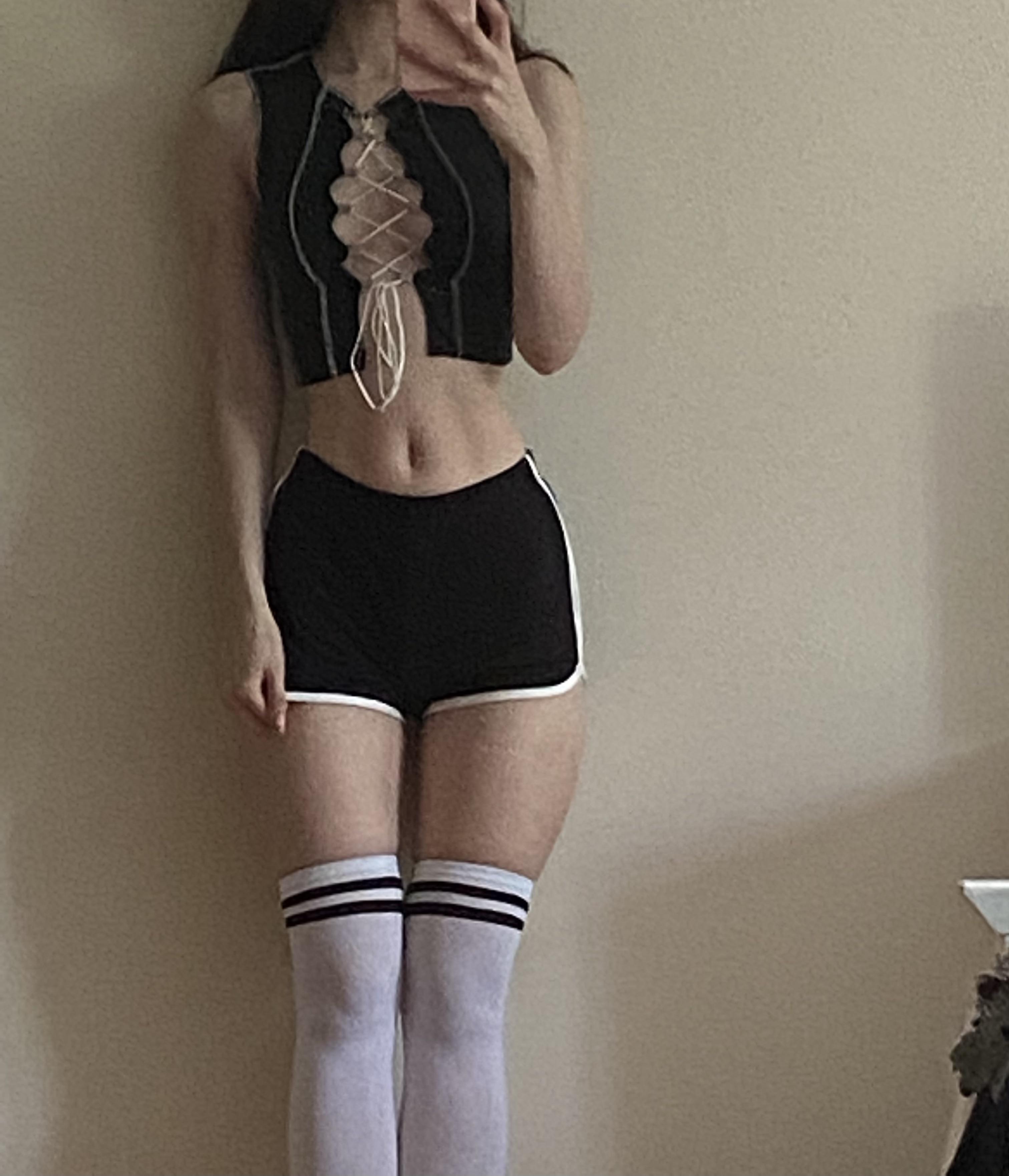 Thick thighs to make those dicks rise | Scrolller