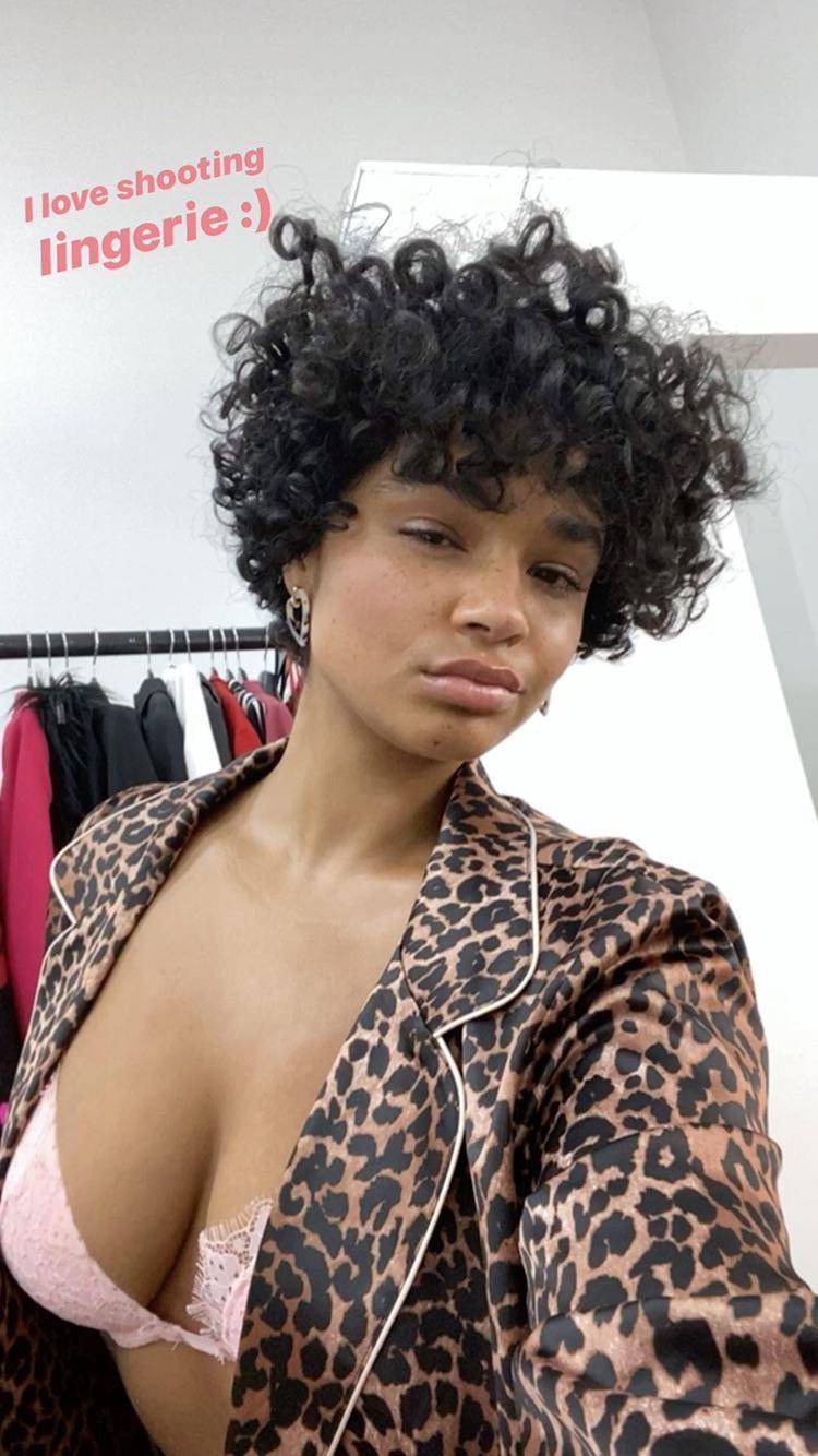 Lingerie part 1 | Scrolller